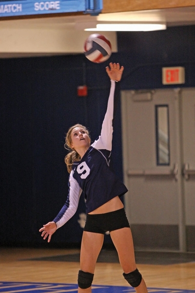 North Tahoe volleyball: Lakers nipped by Basin rival Incline ...