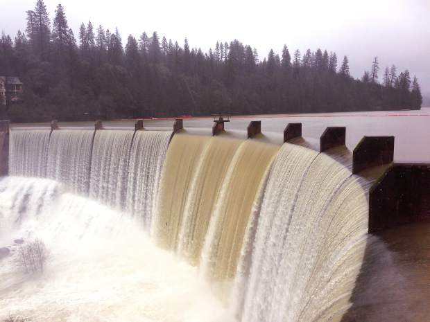 Warmer winters spell more floods for northern California | SierraSun.com
