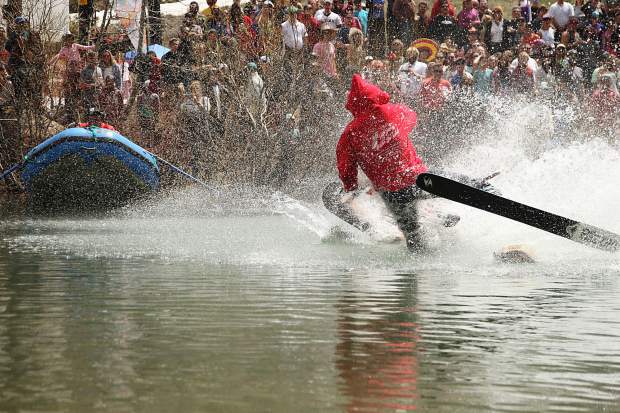 Splash down: Cushing Crossing a spring tradition at Squaw Valley (PHOTO ...