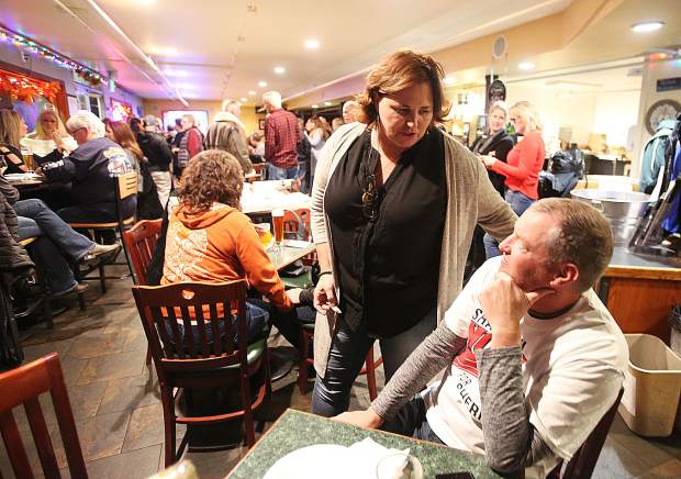 Shannan Moon starts with lead over Bill Smethers in sheriff’s race ...