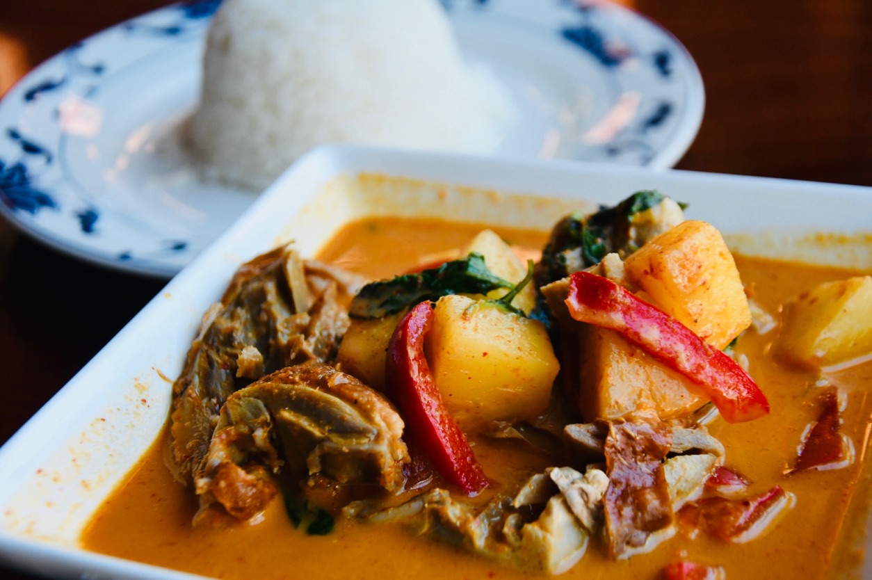 EAT This Week: Thai Delicacy’s Roast Duck Curry | SierraSun.com
