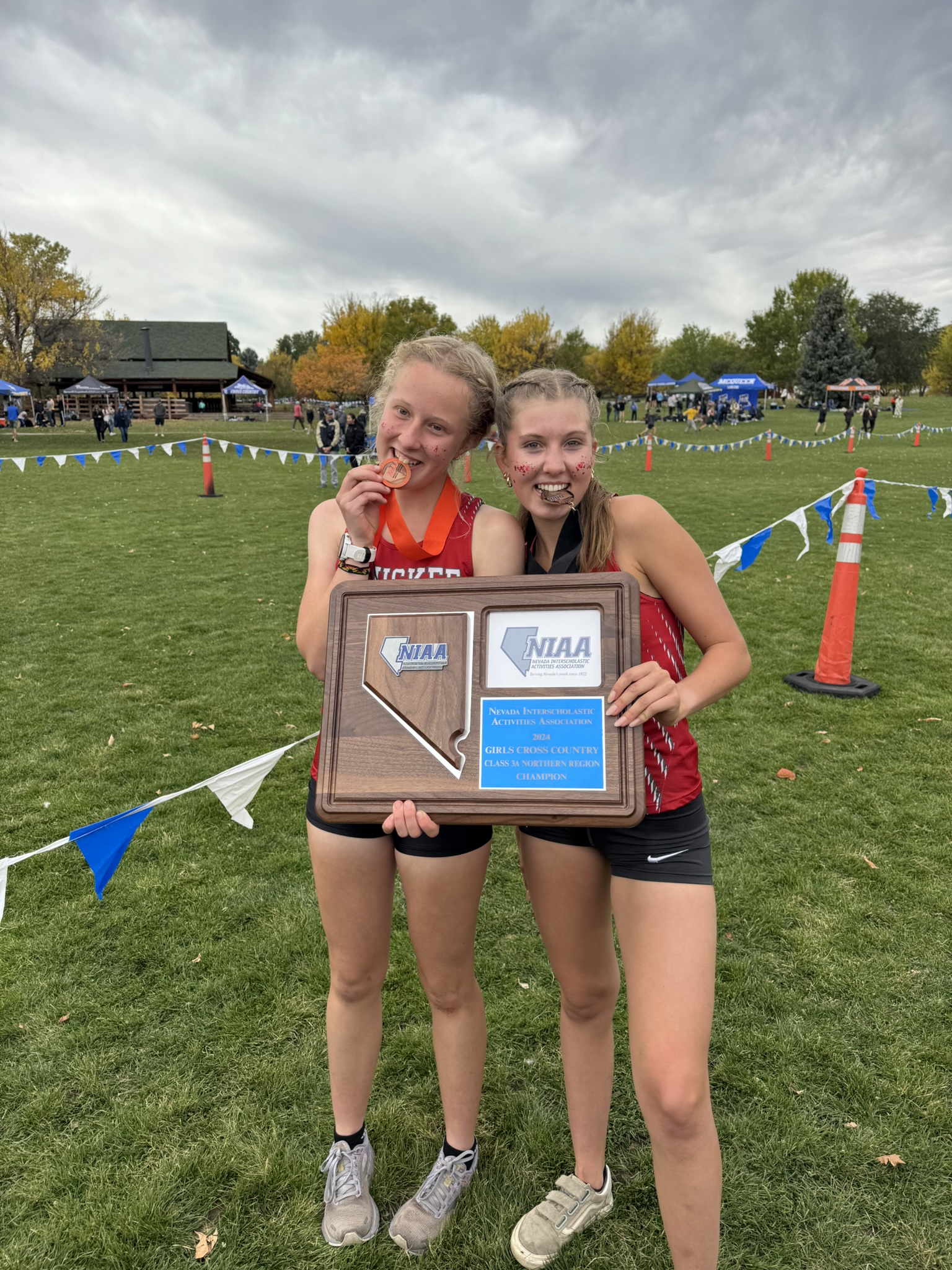 Truckee cross country teams make history with regional titles ...