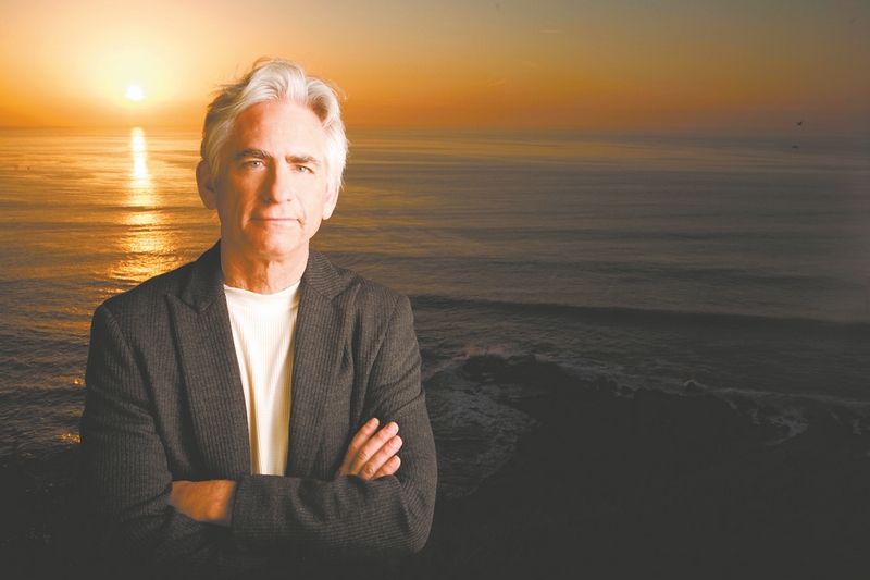 Charlie Brown gets smooth with David Benoit at holiday jazz concert ...