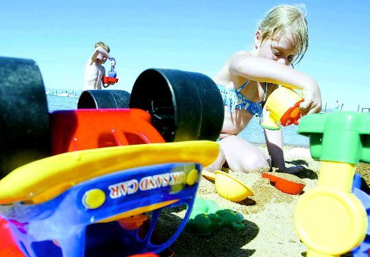 Beach bound | TahoeDailyTribune.com