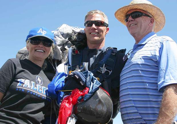 Two thumbs up for Truckee Tahoe AirShow & Family Festival ...