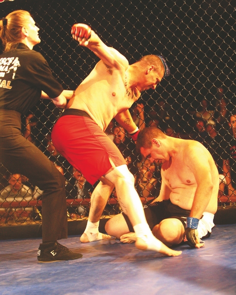 Hubbell, McCarthy lose MMA debuts at MontBleu | TahoeDailyTribune.com