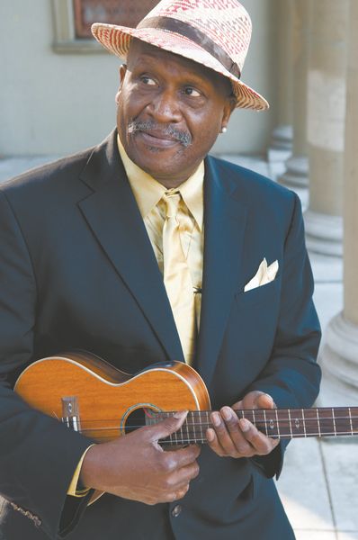The Maestro: Taj Mahal surrounds himself with greatness ...