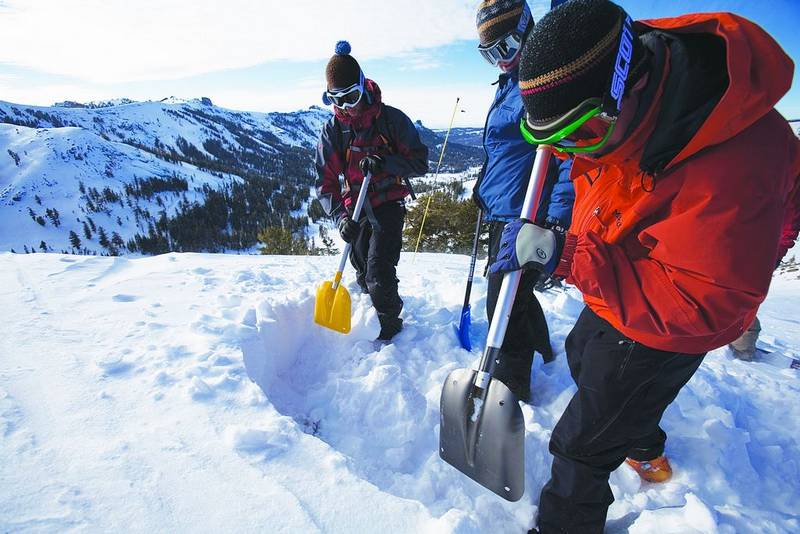 Snowcat tours take riders to pristine powder | TahoeDailyTribune.com