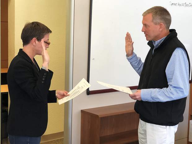 New South Lake Tahoe City Manager Frank Rush Jr sworn in ...