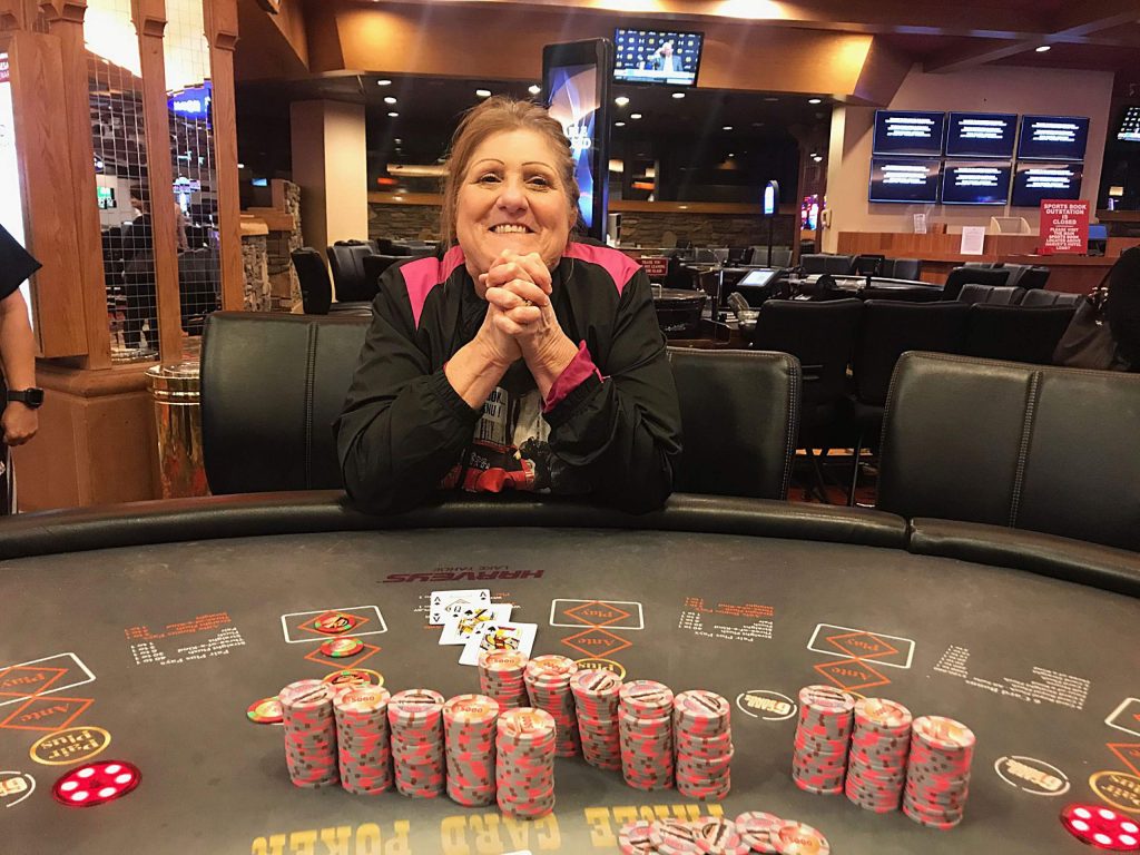 Texas woman hits $1.3 million jackpot at Harveys | TahoeDailyTribune.com
