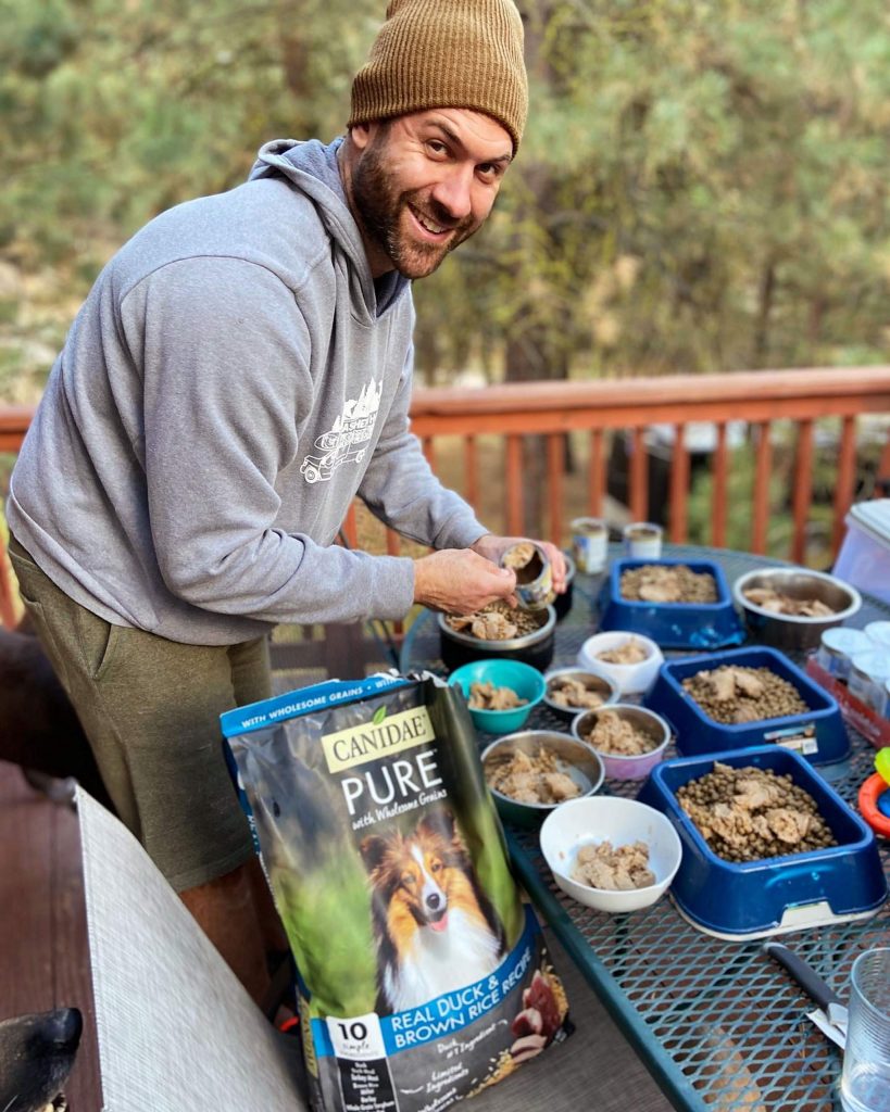 South Tahoe man travels country with his dogs promoting adoption | TahoeDailyTribune.com