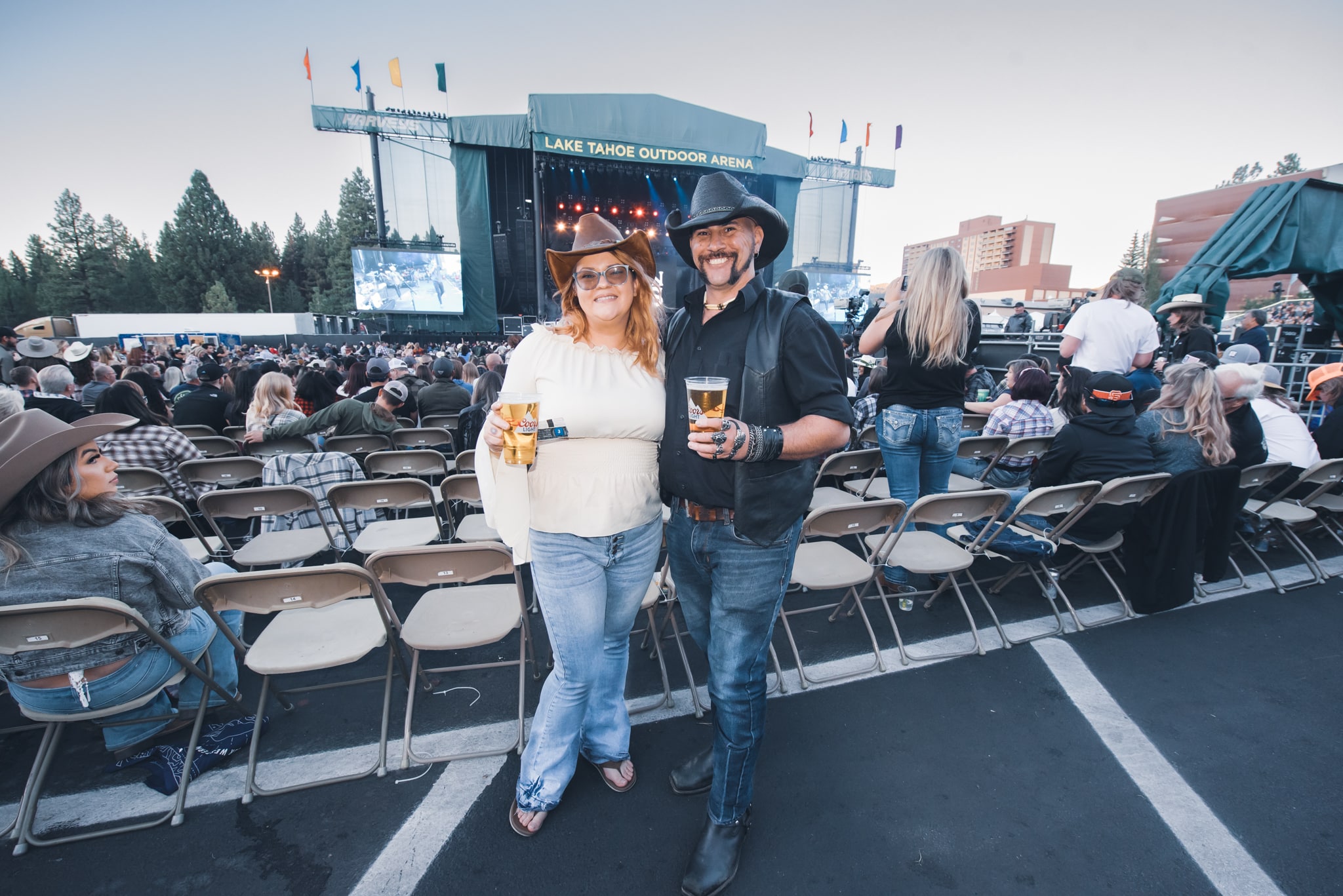 ‘Suds and songs’: Luke Combs performs at Stateline (Gallery ...