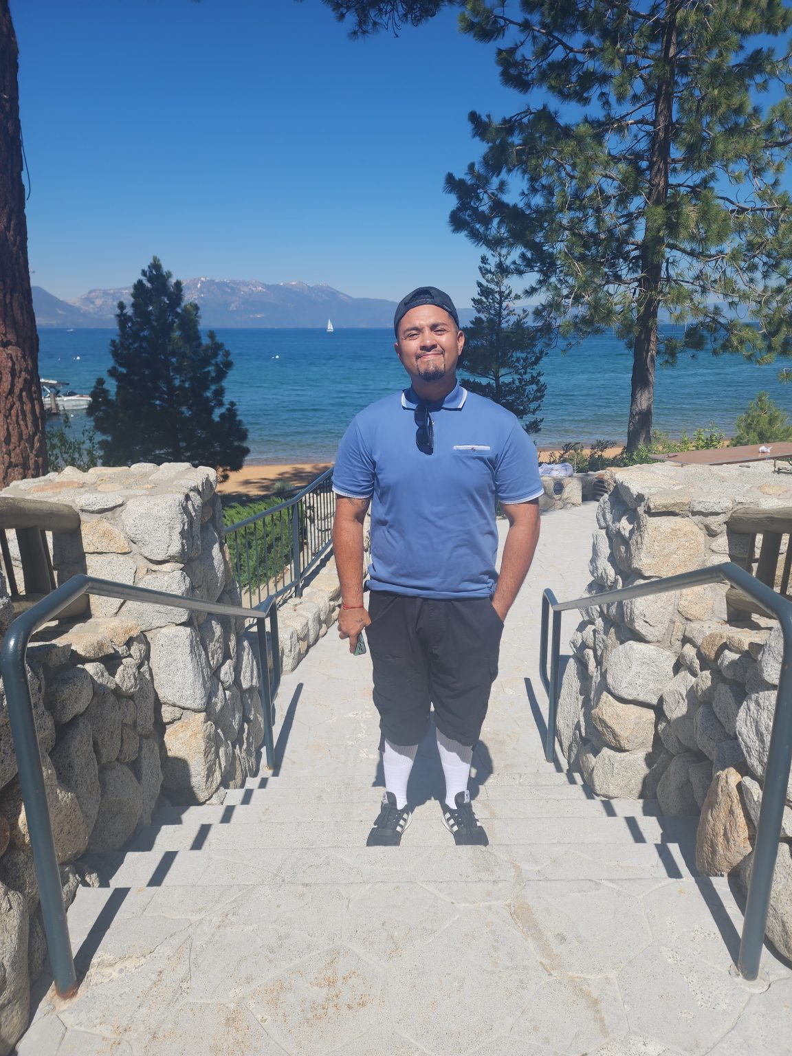 Lake Tahoe Community College grad Richard Salazar wins Gene Upshaw ...