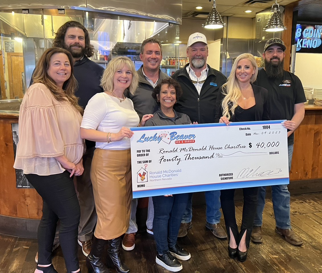 Lucky Beaver Bar and Burger Golf Tournament supports Ronald McDonald ...
