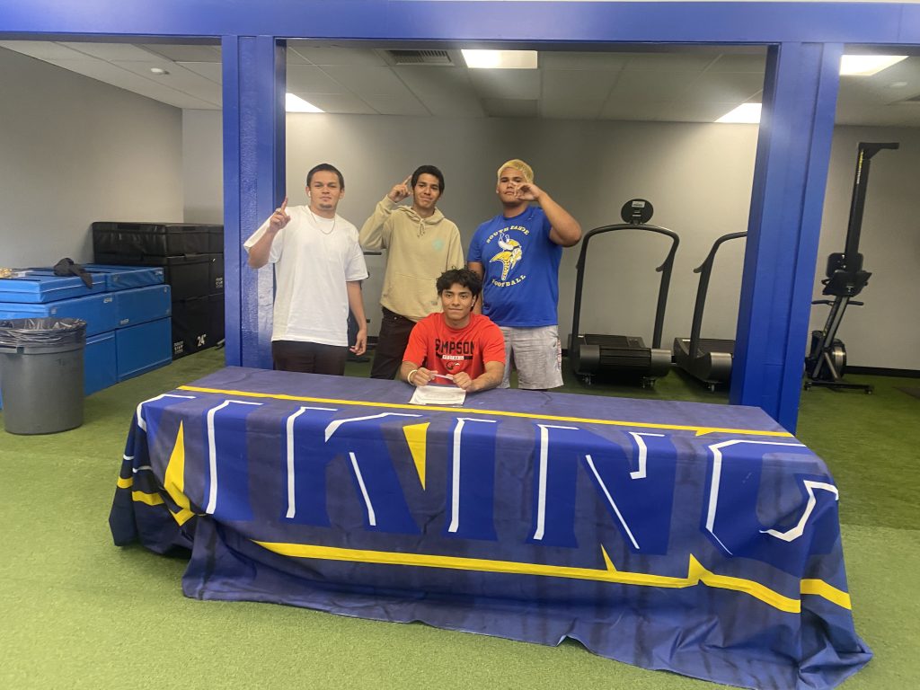 South Tahoe football player signs to inaugural Simpson University team ...