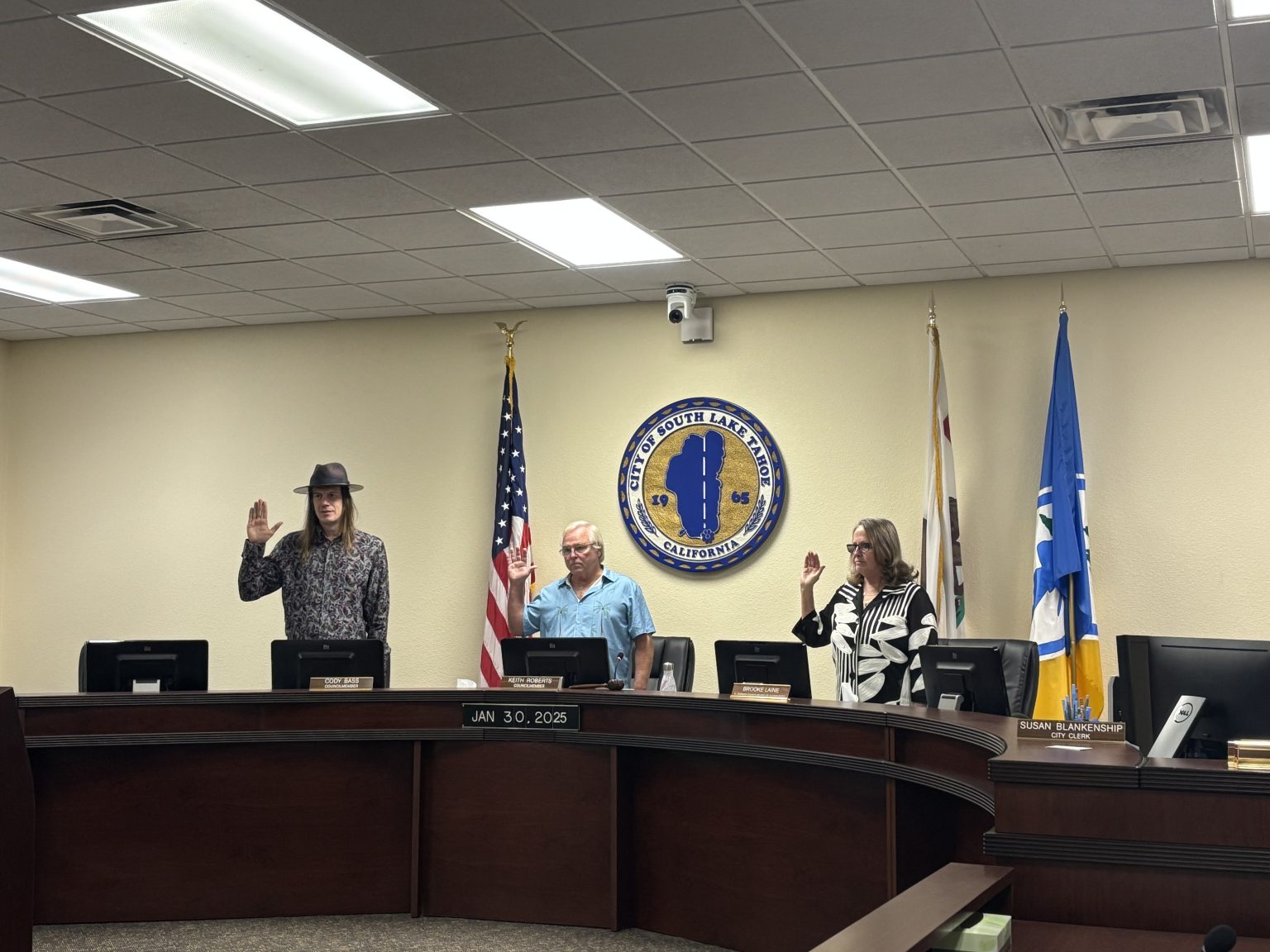 Newly formed South Tahoe Transit Joint Powers Authority swears in board ...