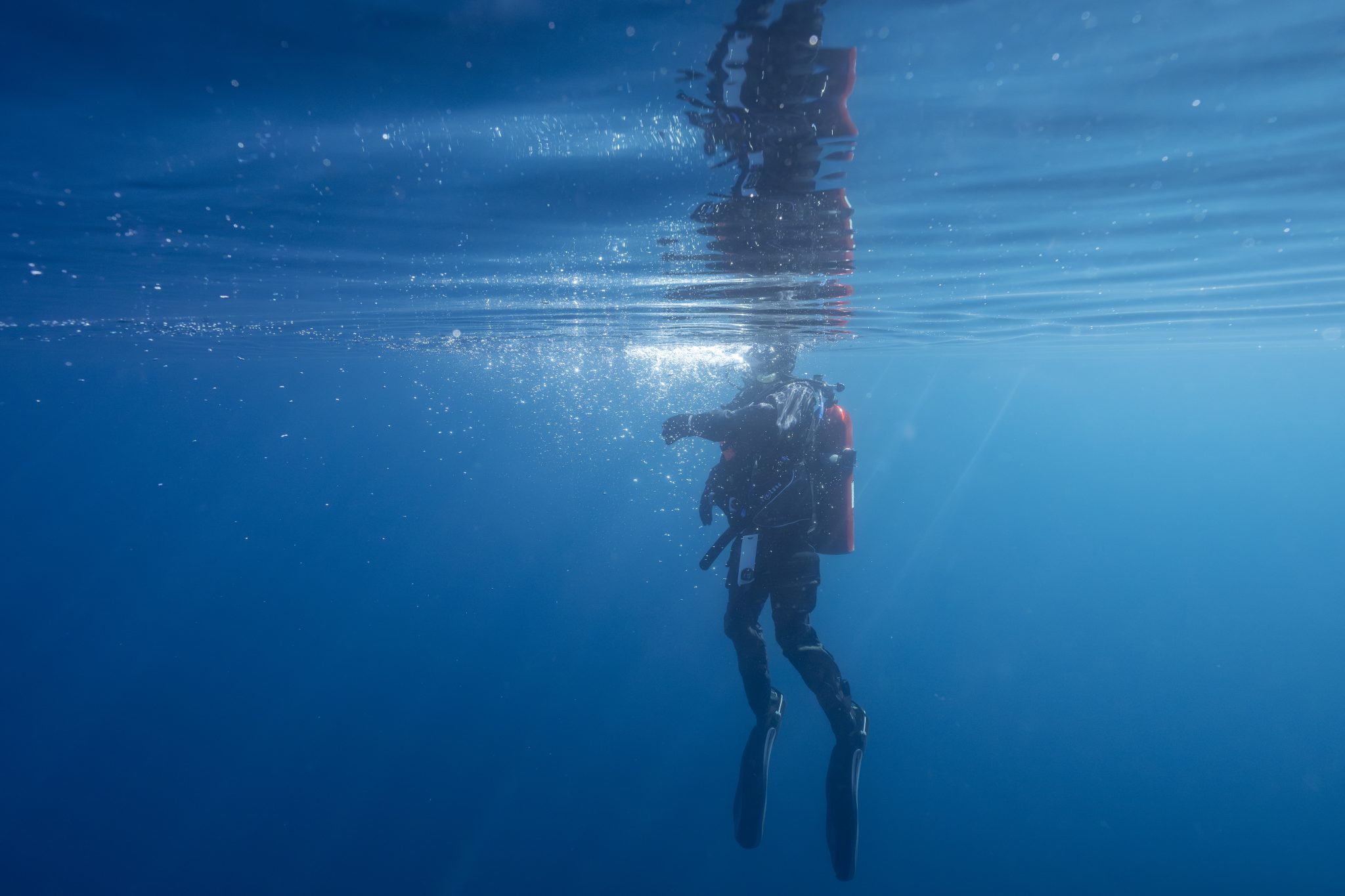 Extreme weather cycles change underwater light at Tahoe ...